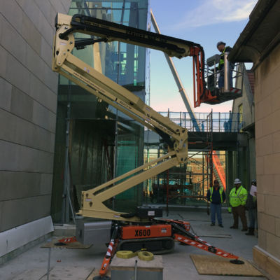 JLG X-Series Compact Crawlers | Service One Access